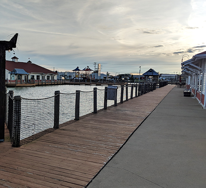 Harbor Light Landing's horseshoe-shaped marina creates a postcard-perfect setting where shopping and dining meet Lake Erie's shimmering waters.