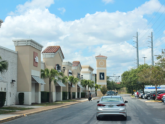 The Mediterranean-inspired architecture of Orlando Outlet Marketplace creates an instant vacation vibe, even before you've scored your first bargain.