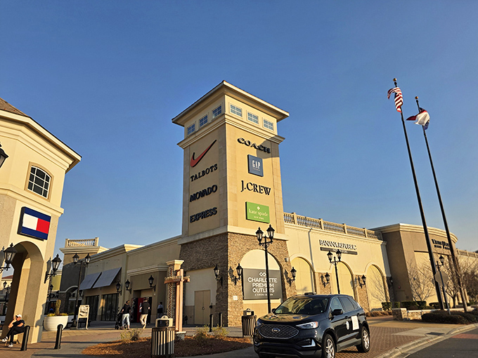 Like a retail lighthouse beckoning bargain hunters to safe harbor, this tower proudly announces your arrival at discount paradise.