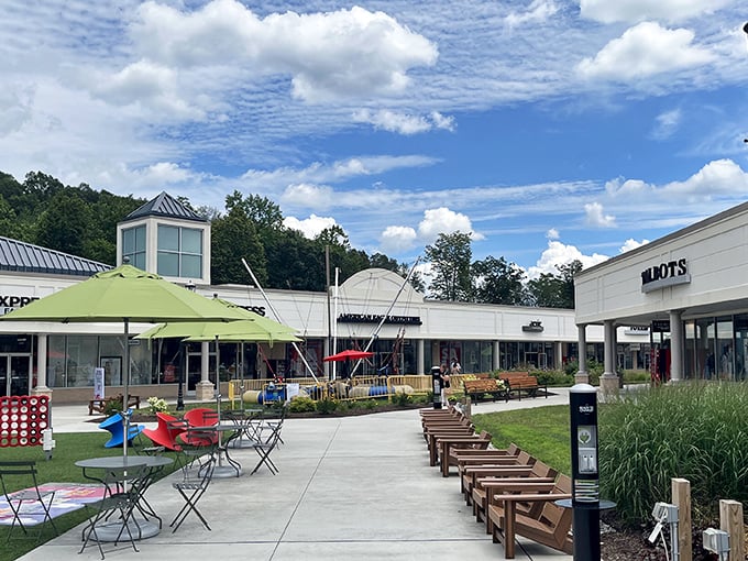 The modern architecture welcomes bargain hunters like a retail beacon calling from the Pennsylvania mountains.