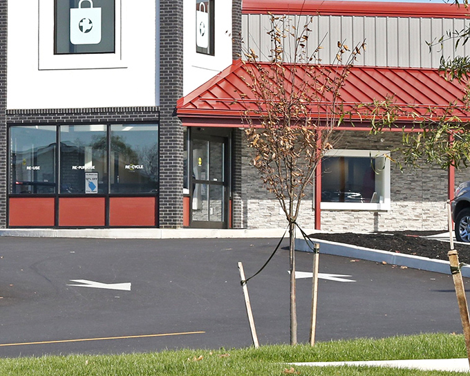 The modern exterior of Ephrata Re-Uzit belies the treasure trove within&mdash;like finding a portal to bargain heaven disguised as a regular storefront.