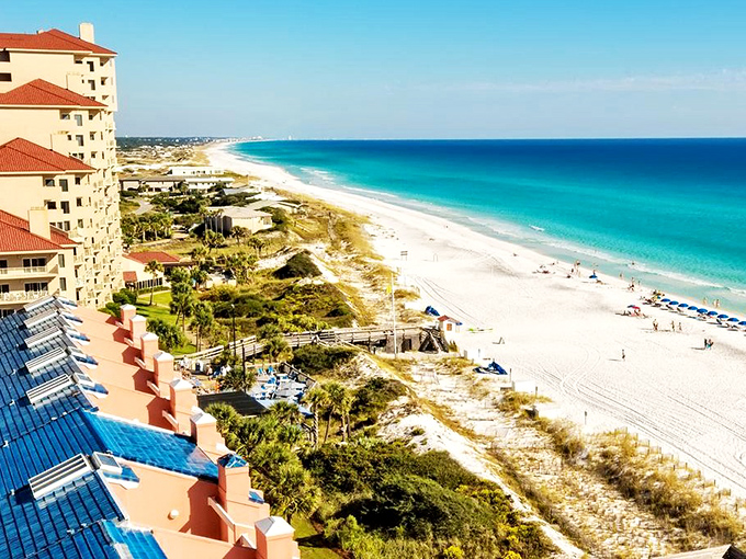 Aerial paradise! Destin's waterfront communities blend luxury living with natural beauty, where emerald waters meet sugar-white beaches in a postcard-perfect Florida fantasy.