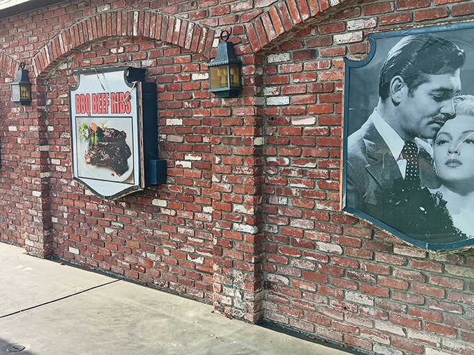 Hollywood meets comfort food on this iconic brick facade. Clark Gable and Lana Turner watch over your arrival, silently approving your dinner choice.
