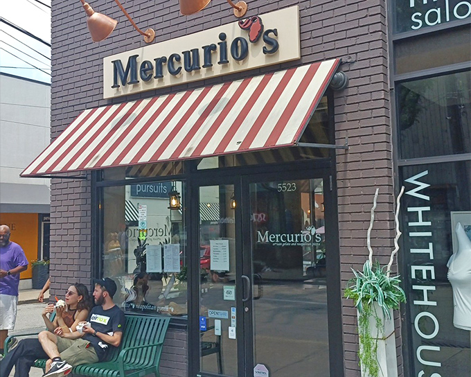 Mercurio's in Shadyside may have a humble storefront that&rsquo;s easy to miss, but locals know it&rsquo;s home to some truly exceptional pizza.