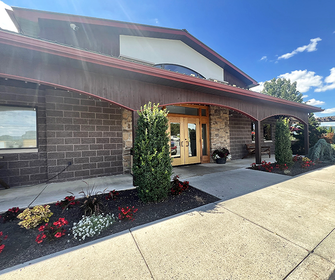 The rustic charm of Traditions' exterior beckons hungry travelers like a lighthouse for the famished. Stone and wood create the perfect Pennsylvania Dutch welcome.