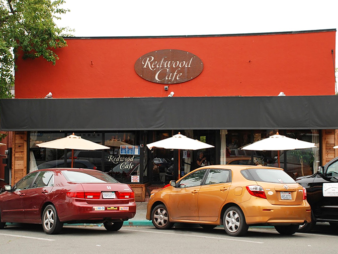 Umbrellas stand at attention outside this unassuming culinary gem, where locals have been keeping the secret of spectacular biscuits and gravy for far too long.