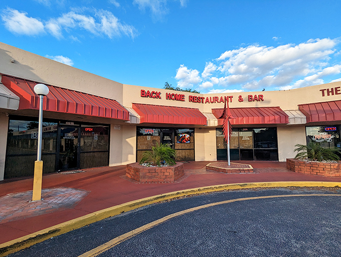 Those red awnings aren't just decoration &ndash; they're basically a beacon calling hungry souls to wing paradise.