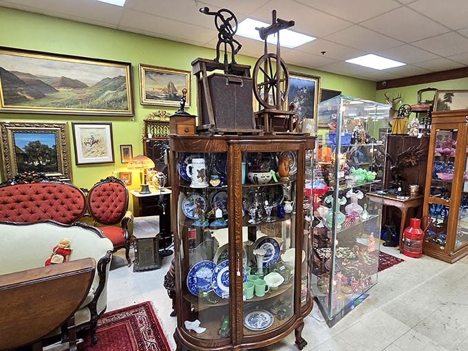 This green wonderland proves that one person's Victorian parlor is another's treasure-hunting paradise.