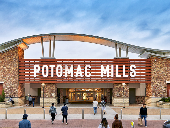 That grand entrance isn't just welcoming visitors – it's practically rolling out the red carpet for retail therapy adventures.