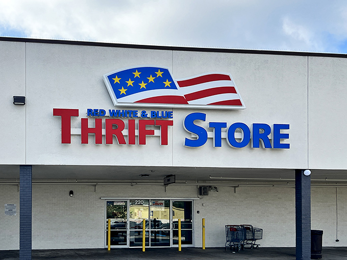 The patriotic facade promises treasure hunting adventures within. Like a retail version of the Declaration of Independence&mdash;but with better bargains.