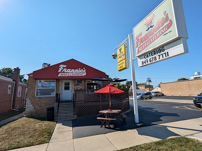 The unassuming exterior of Frannie's Beef & Catering stands like a beacon of hope for hungry travelers. This little red-roofed sanctuary has been saving Schiller Park from mediocre sandwiches for decades.