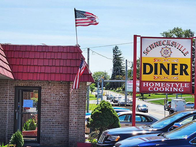 The classic red roof and American flag announce your arrival at comfort food paradise. This isn't just a meal stop&mdash;it's a Pennsylvania institution.