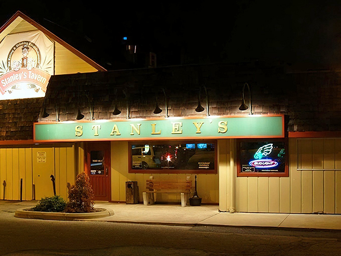 Stanley's welcoming exterior glows like a beacon for hungry travelers. Those green-and-gold letters promise comfort food salvation after a long day.