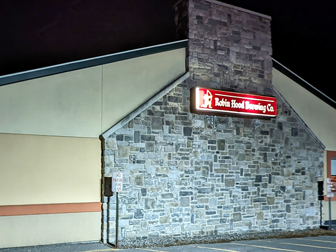 The unassuming exterior of Robin Hood Brewing Co. proves that architectural modesty often hides culinary treasures. Like finding a Michelin star in your neighbor's garage.