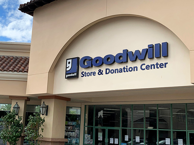 The Spanish-style facade of Ventura's Goodwill beckons like a siren song to bargain hunters&mdash;sunshine included at no extra charge.