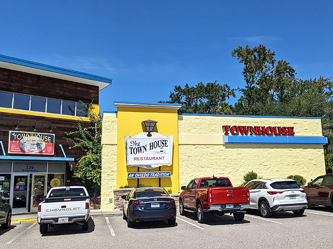 That cheerful yellow facade isn't just for show&mdash;it's a promise of the sunny disposition waiting inside. "An Eating Experience" indeed!