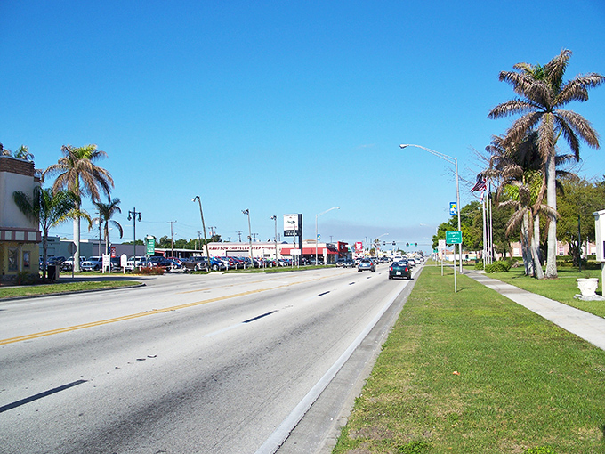 Sugarland Highway stretches before you like a welcome mat to small-town Florida, where palm trees stand guard and traffic jams are just rumors from the coast. 
