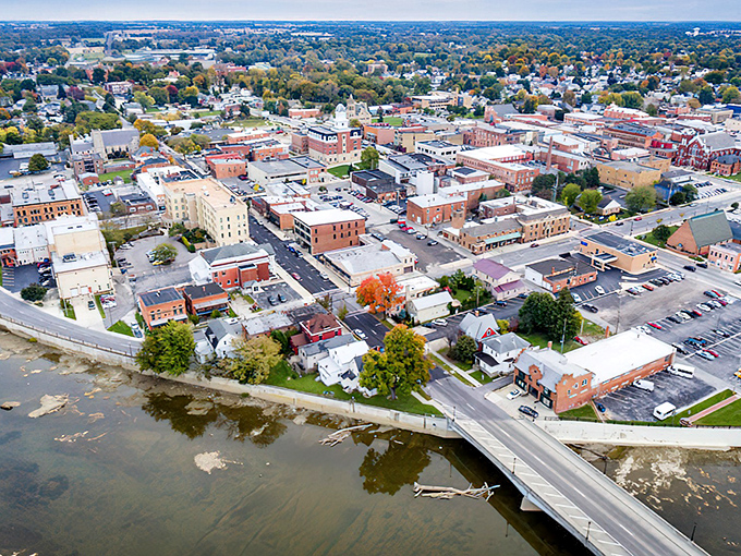 Tiffin unfolds along the Sandusky River like a storybook town, where brick buildings and affordable living create the perfect retirement backdrop.