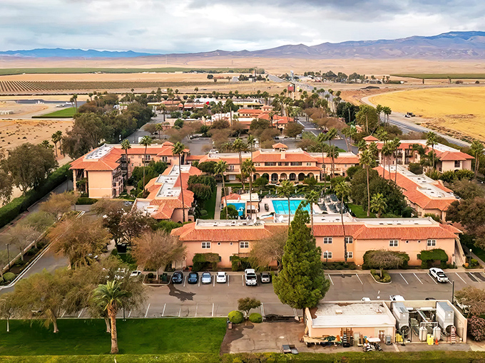This Spanish-style resort complex with its inviting pool might make you forget you're in the Central Valley and not at a Mediterranean getaway&mdash;retirement dollars stretching like poolside loungers.