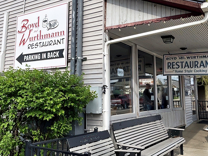 Outside Boyd & Wurthmann, the sign whispers “home style cooking,” and the front bench practically begs for small-town storytelling.