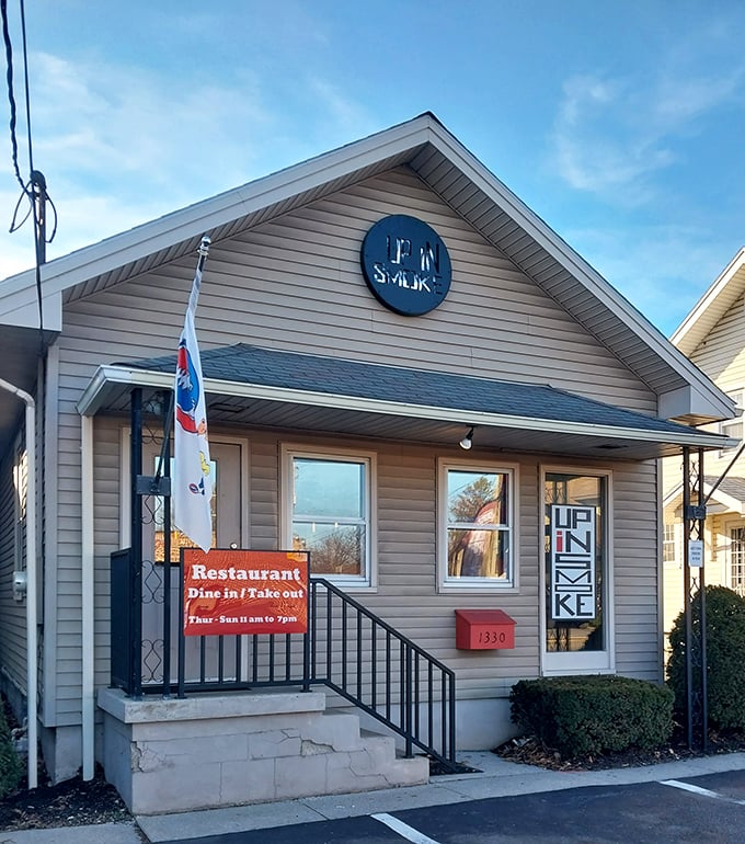 The unassuming beige exterior hides barbecue greatness like a poker player with four aces &ndash; no flash, all substance.