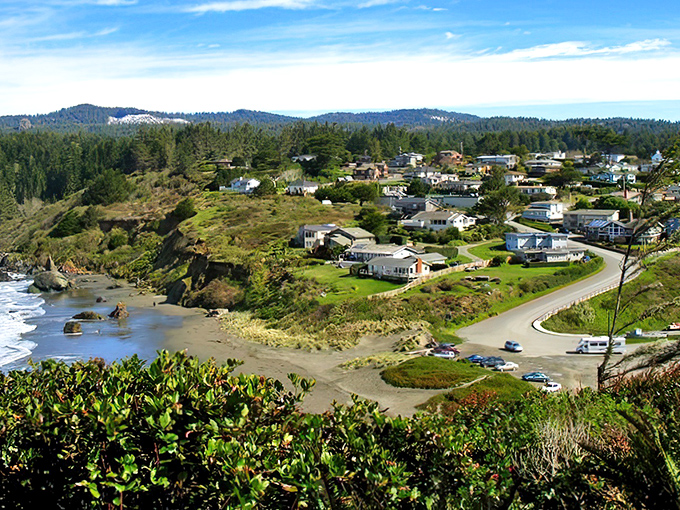 Perched between forest and sea, Trinidad's homes cling to the coastline like they've discovered California's best-kept secret&mdash;and aren't planning to share.