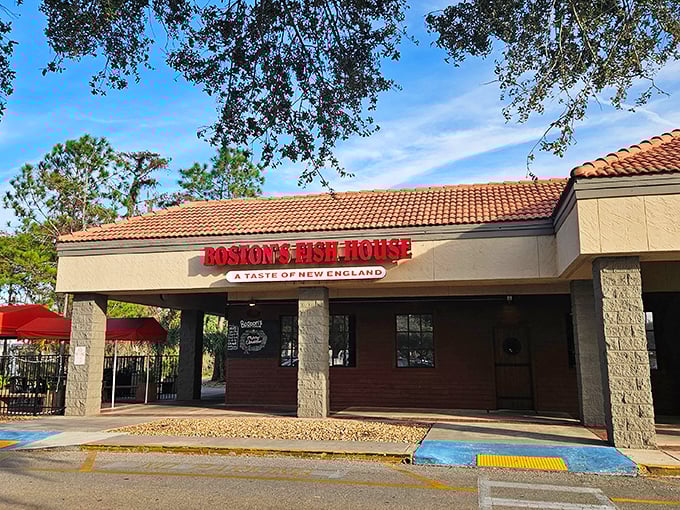 There it is! The unassuming Florida facade hiding a New England seafood wonderland—the real catch of the day, year-round!