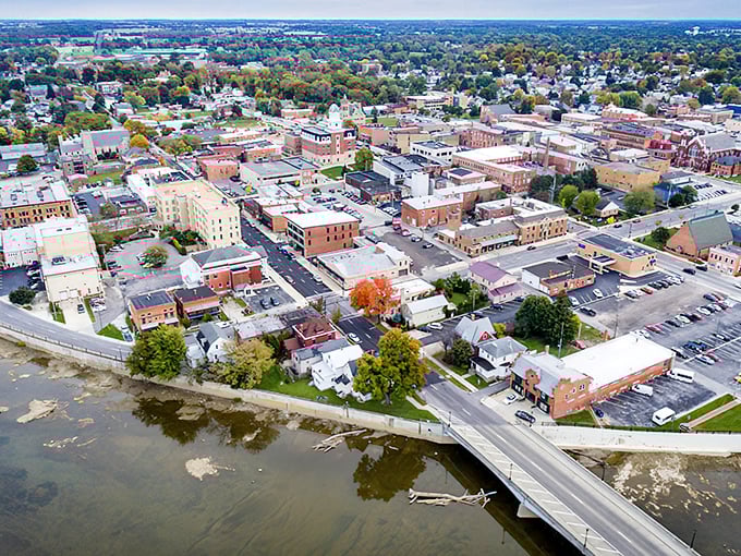 From above, Tiffin reveals itself as a perfect blend of urban planning and riverside charm, like a miniature model come to life.