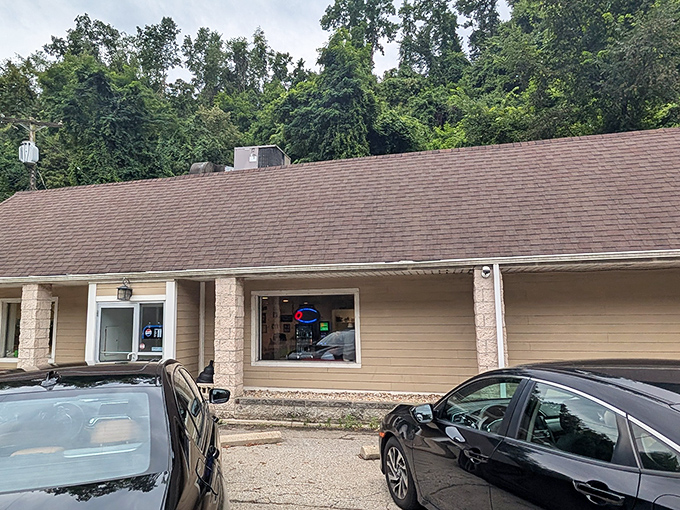 1. the salads at this pennsylvania pizzeria are so good, they&rsquo;re worth a road trip