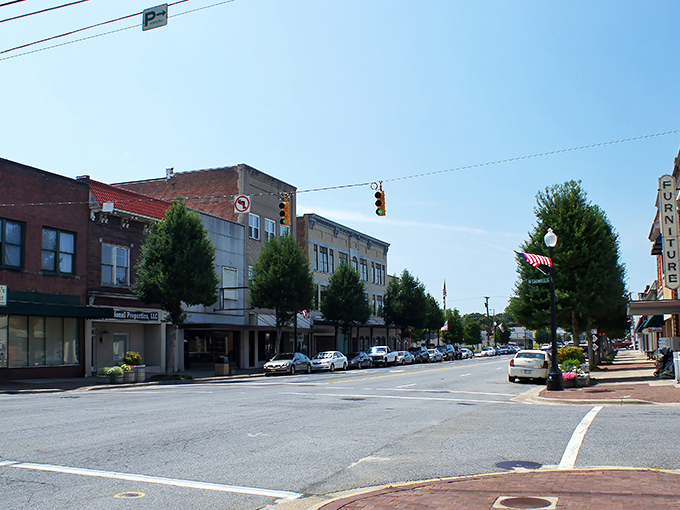 Downtown Kinston proves that small-town America still knows how to do Main Street right, complete with actual businesses.