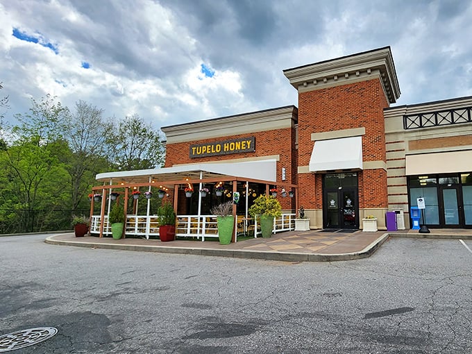 This brick-and-mortar love letter to Southern cuisine welcomes diners with a charming patio and lush greenery.