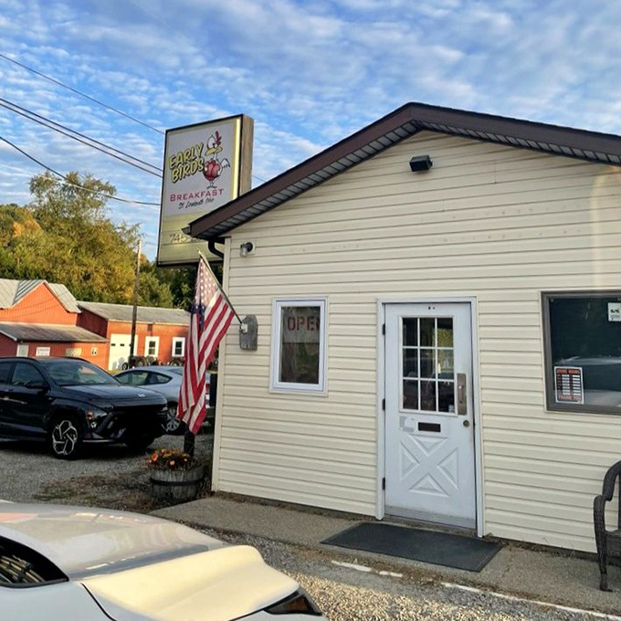 Early Birds Breakfast in St. Louisville may look modest from the outside, but inside it serves up breakfast magic locals swear by.