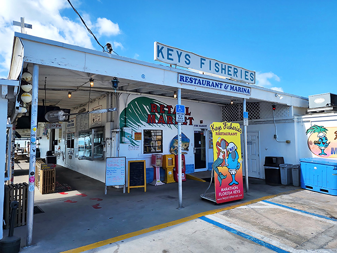 This unassuming waterfront gem proves that the best seafood joints never need flashy signs to draw crowds.