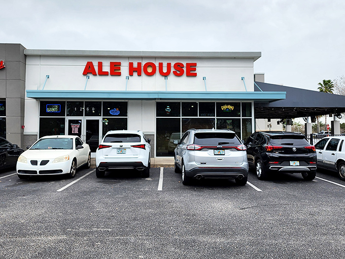 The unassuming exterior of Davenport's Ale House hides culinary treasures within, like finding a Broadway show in a high school auditorium.