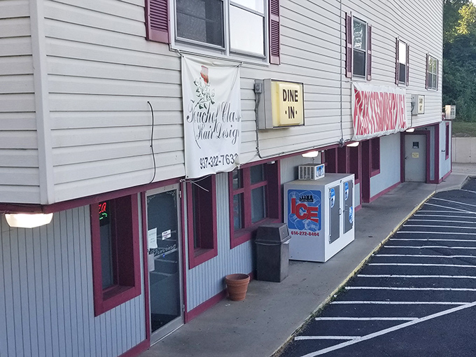 The unassuming exterior of The Buckeye Barn proves once again that culinary treasures often hide in plain sight. Those burgundy-trimmed windows have witnessed countless pie pilgrimages.