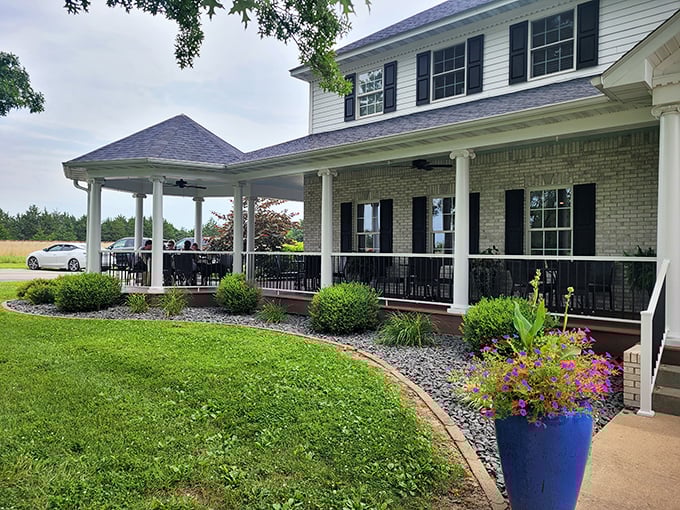 The stately colonial exterior of Sybill's Saint James welcomes you like a Southern mansion that happens to serve some of Missouri's finest steaks. Culinary paradise awaits.