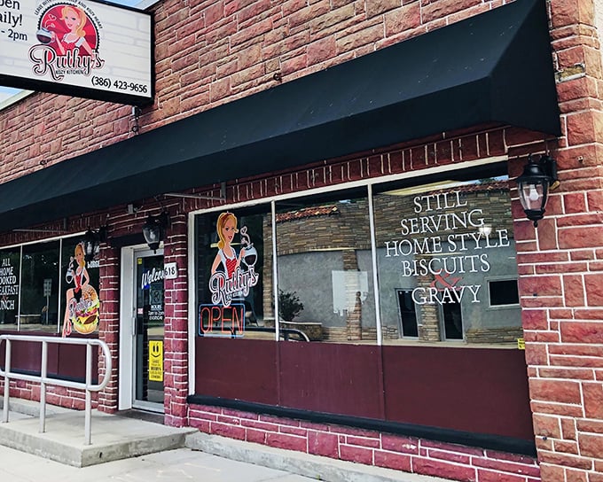 The unassuming brick exterior of Ruthy's Kozy Kitchen promises no frills, just honest-to-goodness comfort food that locals line up for daily.