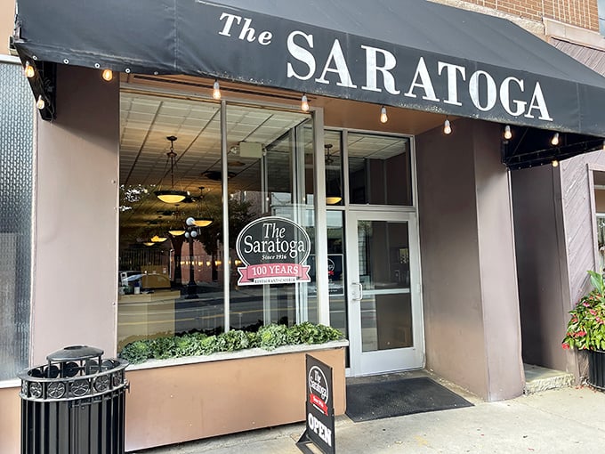 That classic sign has been guiding hungry Ohioans to comfort food nirvana for generations. The string lights add a touch of everyday magic.