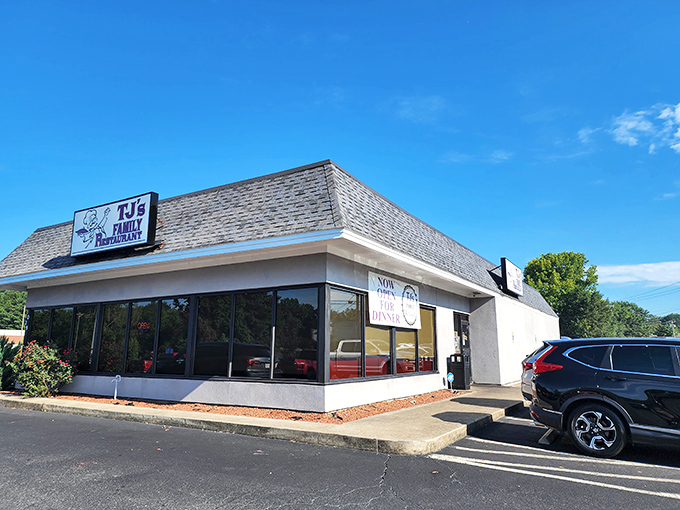 The unassuming exterior of TJ's Family Restaurant hides culinary treasures within – like finding a diamond in your grandmother's cookie jar.