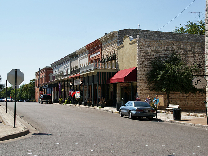 Historic limestone buildings line Granbury's streets like sentinels of time, their weathered facades telling stories that no history book could capture quite as eloquently.