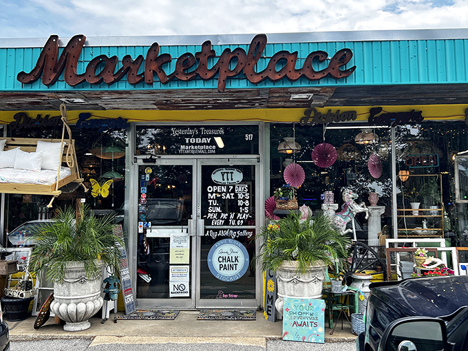 The sunshine-yellow exterior of Yesterday's Treasures Today isn't just eye-catching&mdash;it's practically shouting "treasures inside!" in the universal language of antique enthusiasts.