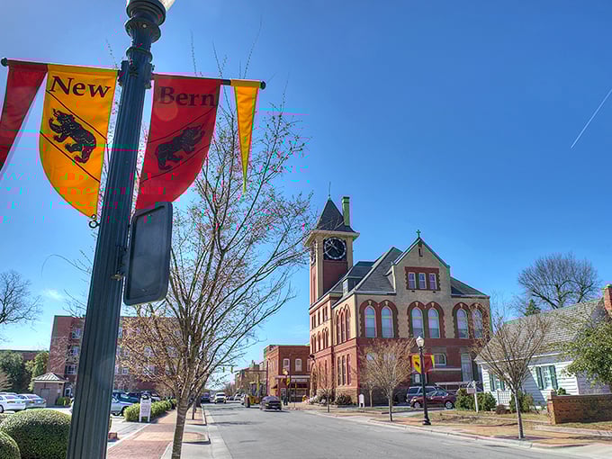 New Bern's city banners proudly display the bear motif, while the stately City Hall watches over downtown like a Victorian chaperone at a high school dance.