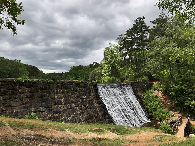 Nature's engineering marvel meets human craftsmanship at this historic dam, where rushing water creates a soundtrack for your afternoon wanderings.