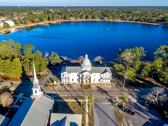 From this aerial view, you can truly appreciate why they call Lake DeFuniak "perfectly round" &ndash; Mother Nature's protractor at work!