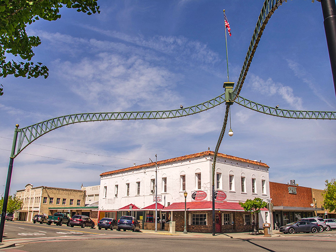 Marysville's iconic green arches welcome you to a downtown that feels like stepping into a Gold Rush time capsule, minus the dysentery.