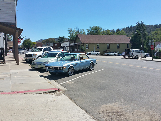 Main Street Julian looks like it was plucked from a Western film set, but with better parking and fewer shootouts.
