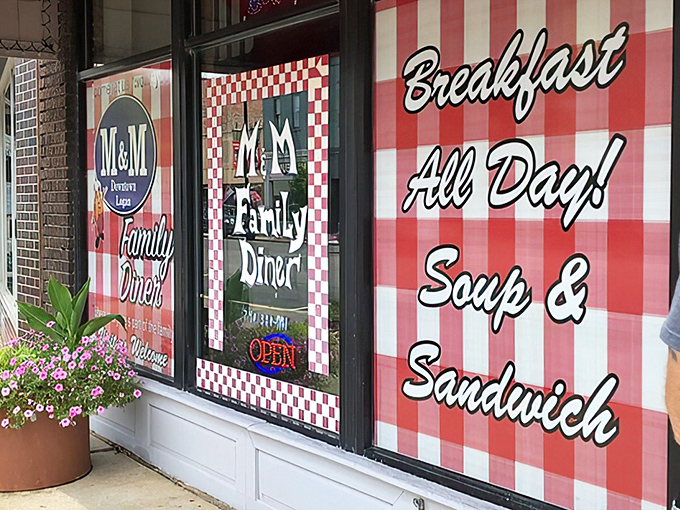 The red and white checkered storefront isn't just decoration&mdash;it's a promise of the homestyle comfort that awaits inside. Breakfast all day? Yes, please!