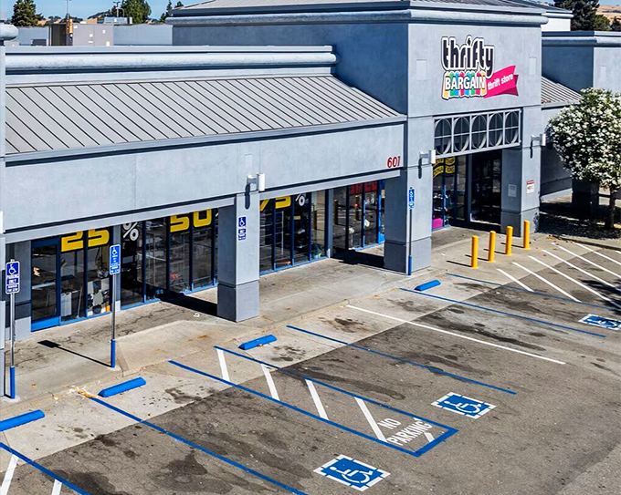 The unassuming exterior of Thrifty Bargain belies the wonderland of secondhand treasures waiting inside. Treasure hunters, your quest begins here!