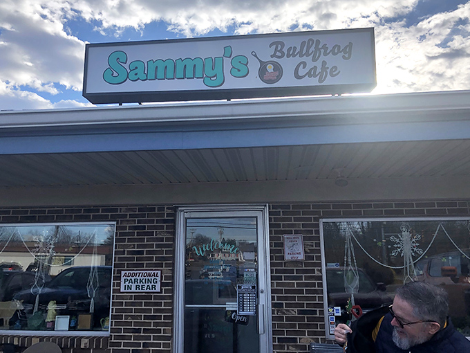 The unassuming exterior of Sammy's Bullfrog Cafe hides culinary treasures within. Like finding a diamond in a brick-lined jewelry box.