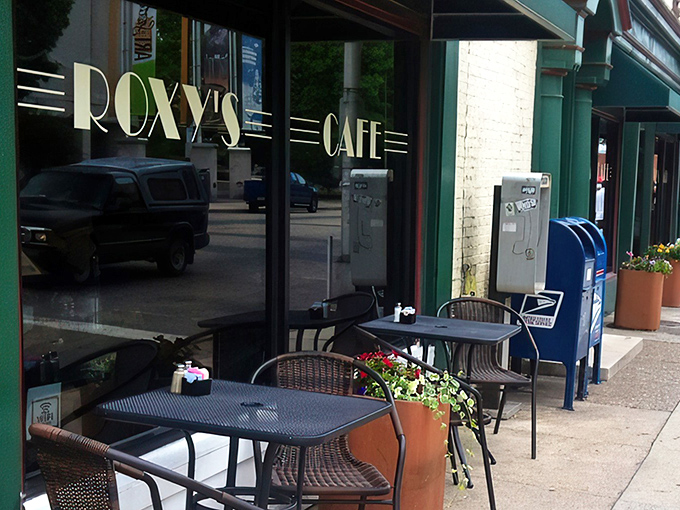 Outdoor seating at Roxy's offers the perfect perch for people-watching while enjoying your morning coffee and breakfast classics.